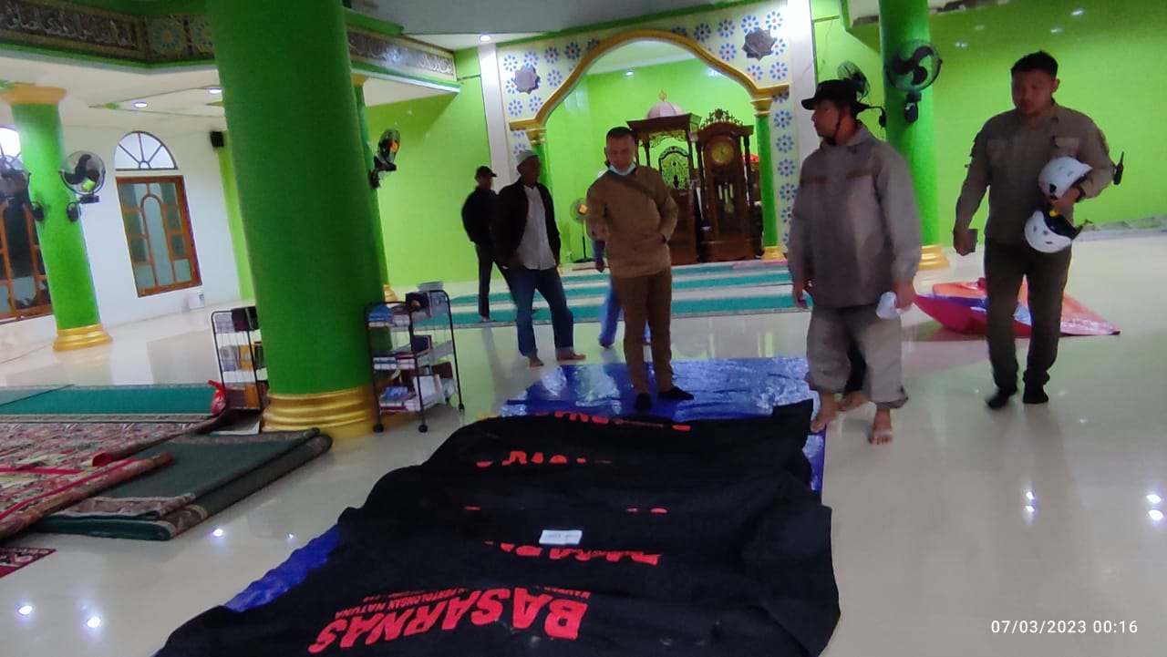 Enam Korban Meninggal Tanah Longsor Serasan Teridentifikasi - Judul situ