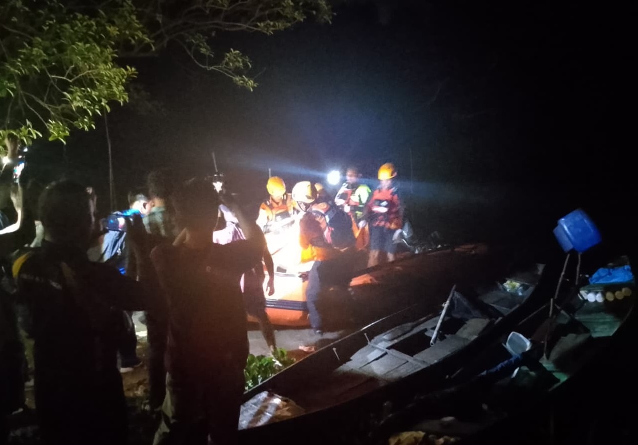 Pemancing Hilang di Danau Piayu Batam Ditemukan Meninggal Oleh Tim SAR ...